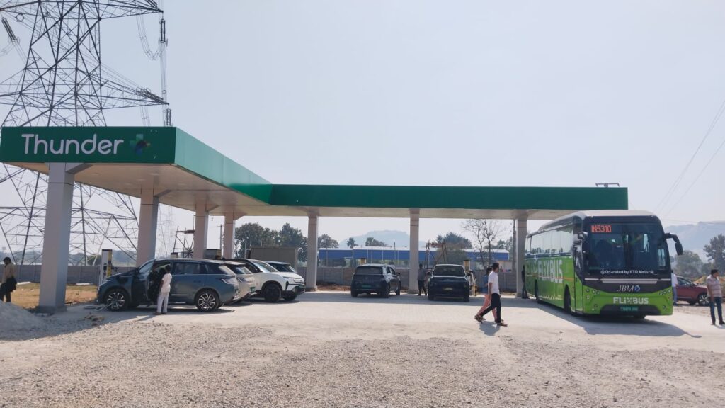 Hyderabad–Vijayawada Highway Gets Its First Ultra Super-Fast EV ...